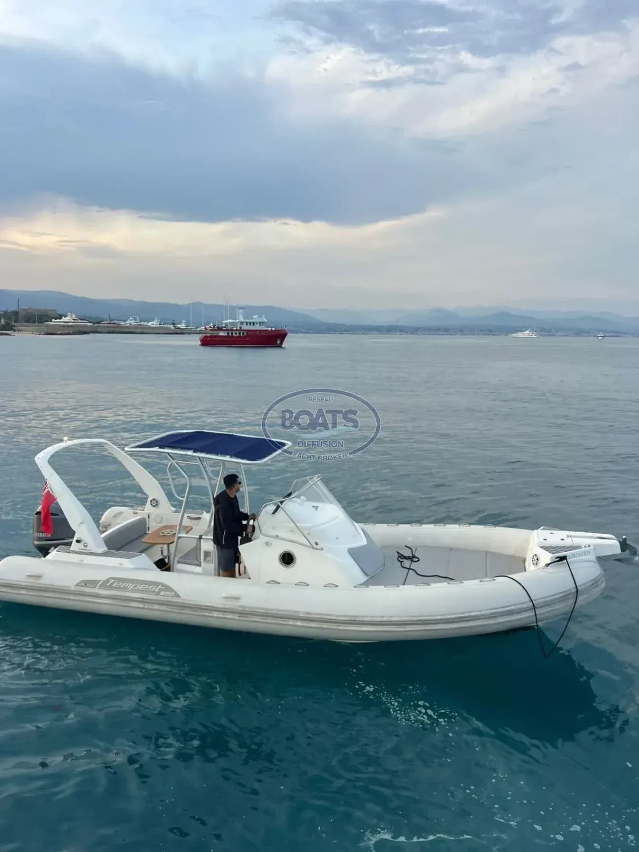 Tempest 850 2013 - 63 000€ | Boats Diffusion | Boats Diffusion